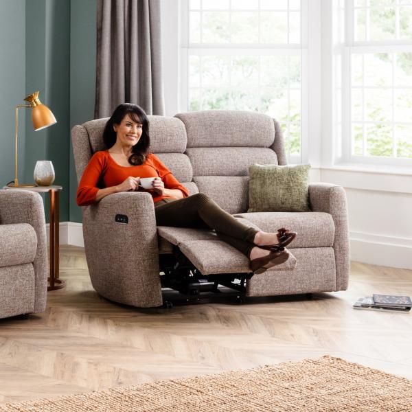 Standard Fixed Chair | Magnum Furniture